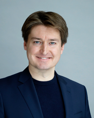 Prof. Dr. Alexander Bohnert - Lehrstuhl für Versicherungswirtschaft und ...